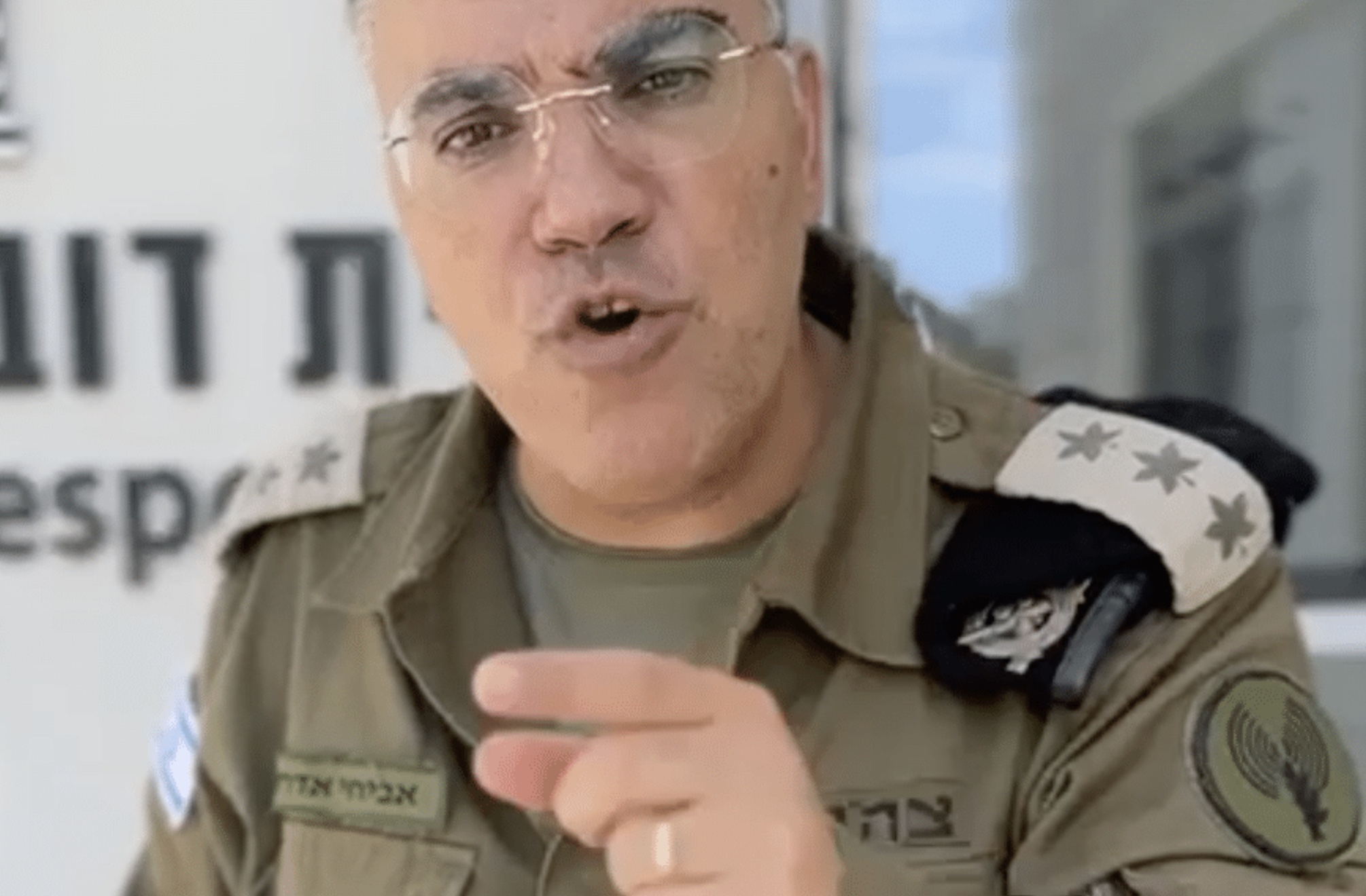 Le porte-parole de Tsahal en arabe : "évacuez la zone de Deir-al-Balah"